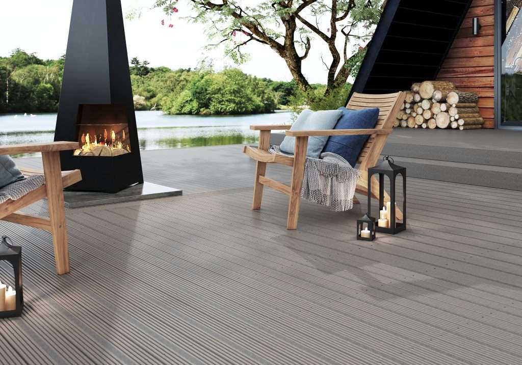 Signature HD Pebble Grey - UK Composite Decking